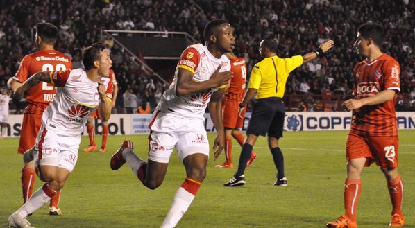 Así vivimos el gol de Balanta en Argentina - Radioacktiva.com