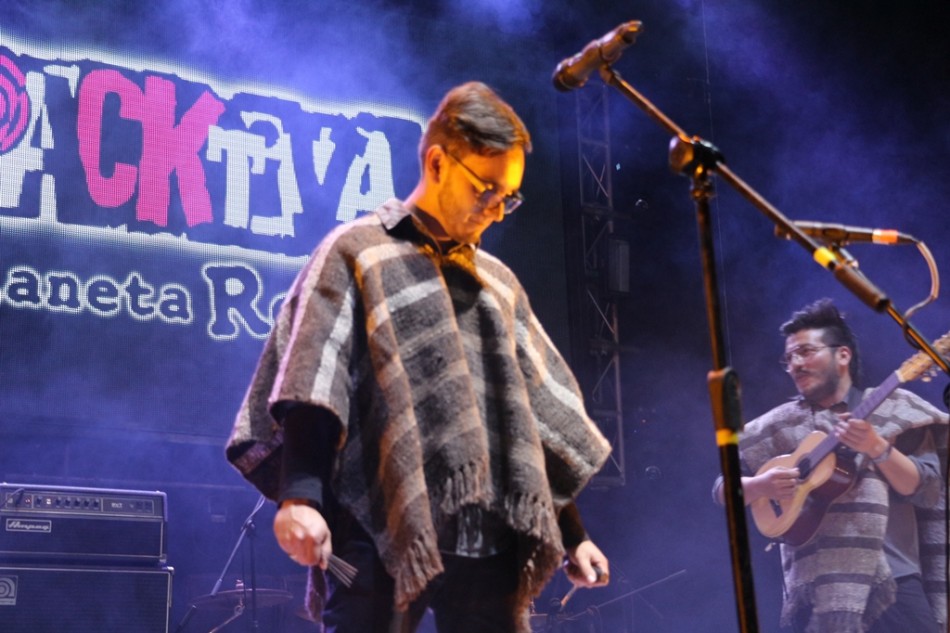 Las mejores imágenes de los Rolling Ruanas en el Jingle Bell Rock ...