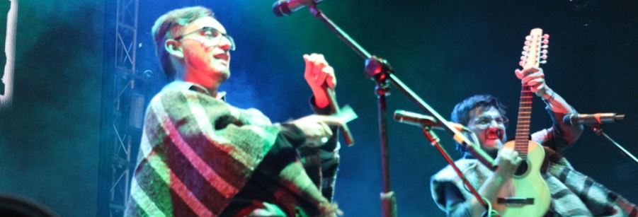 Las mejores imágenes de los Rolling Ruanas en el Jingle Bell Rock ...