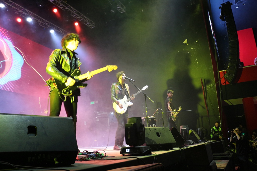 Las mejores fotos de Telebit en el Jingle Bell Rock - Radioacktiva.com