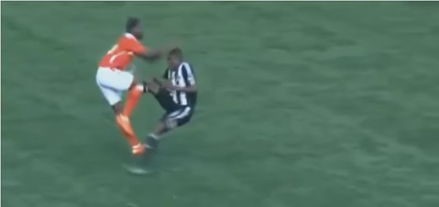 Criminal patada en las partes nobles y… Amarilla? - Radioacktiva.com