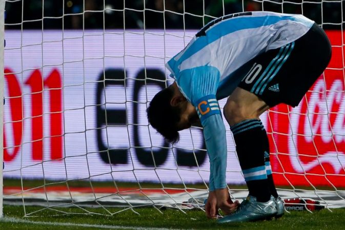 Miss Bum Bum le desea la mejor recuperación a Messi con una candente ...