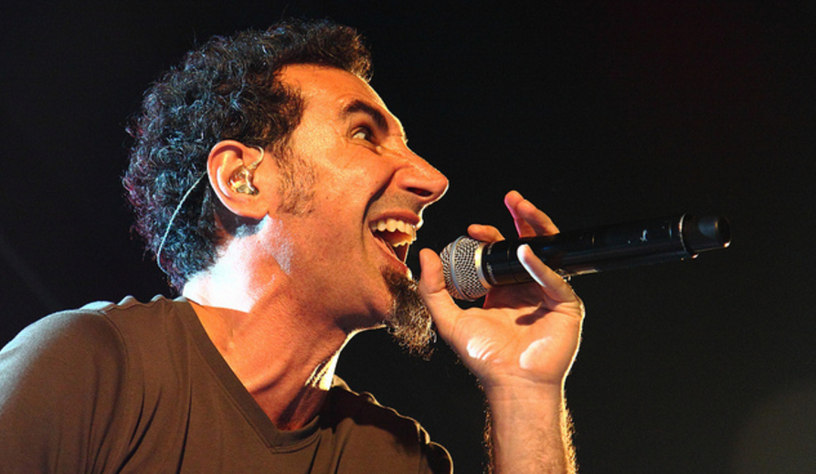 Serj Tankian ya tiene el tráiler de su documental, ‘Truth To Power’