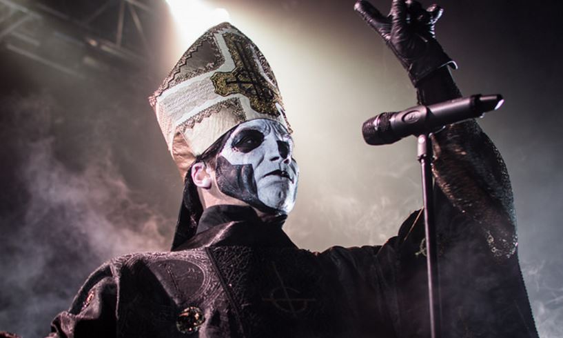 Cuatro ex miembros de Ghost demandan a la voz líder de la banda ...