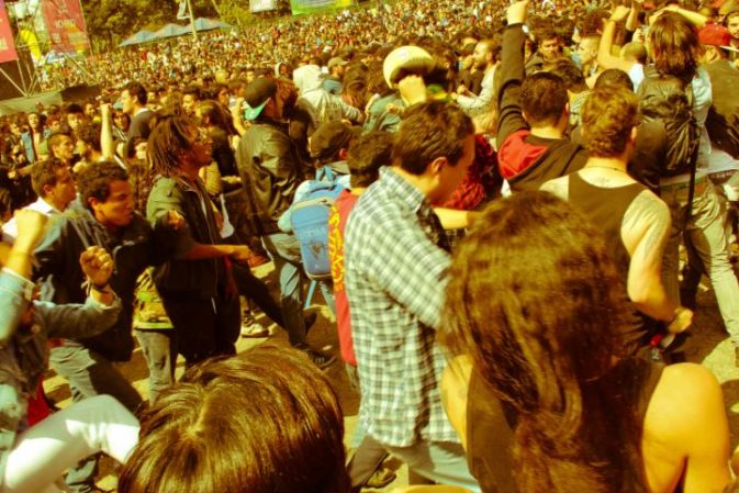 Video: Estas son las impresionantes imágenes del pogo más grande del ...