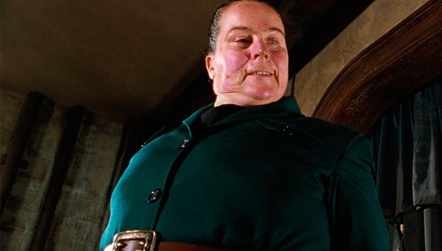 ¡Qué cambio!: Así luce hoy Tronchatoro, la temida directora de 'Matilda ...