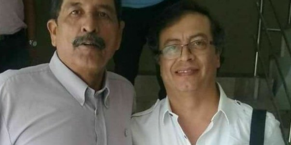 El ‘pene’ en el jean de Gustavo Petro que hace reír a las redes ...