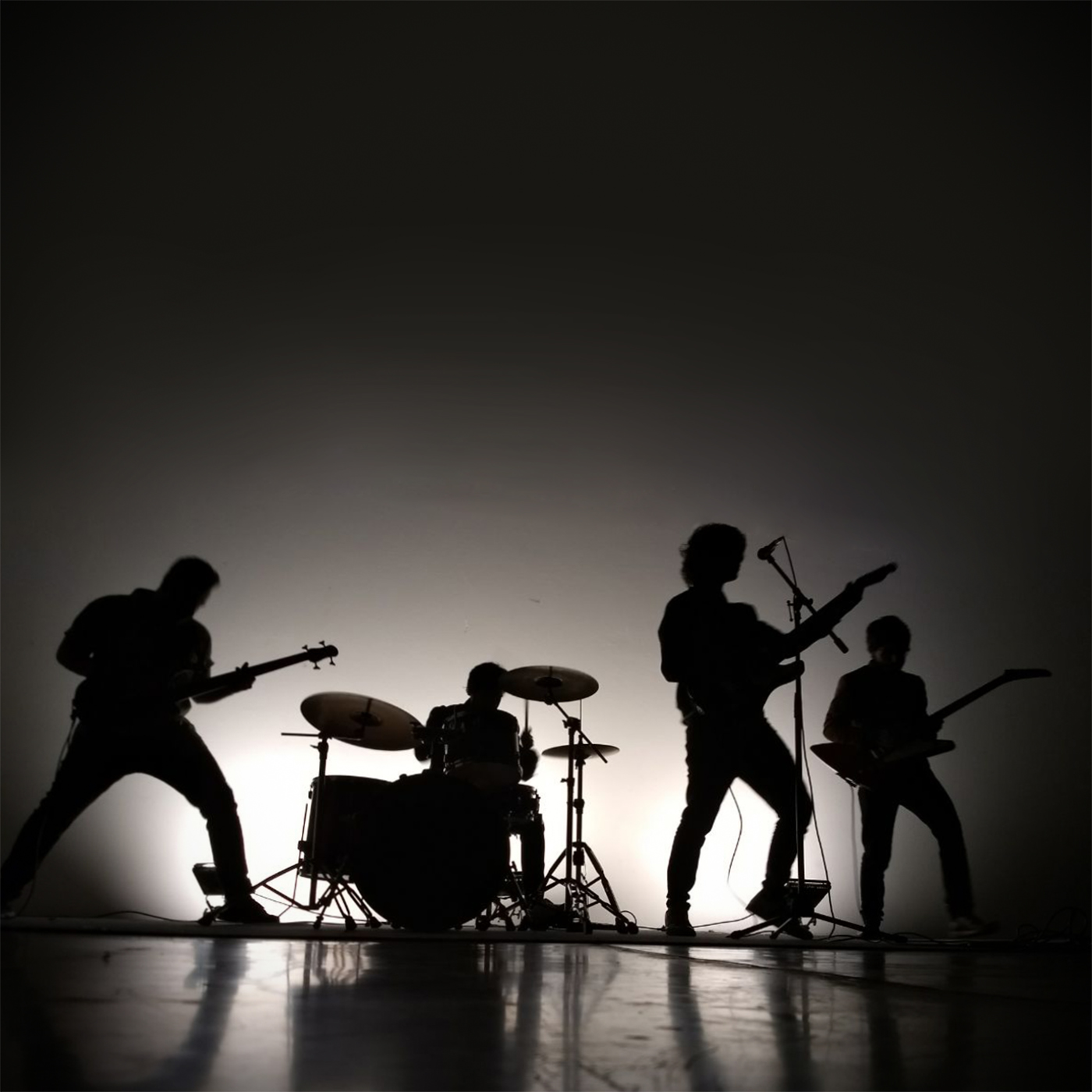 Sobredosis Nacional: La Mano de Parisi - Radioacktiva.com