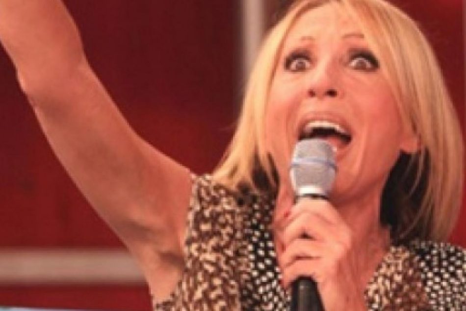 Laura Bozzo algún día tuvo 18 años y sus fotografías son sorprendentes ...