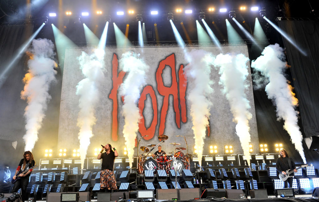 Korn lanza el video oficial de 'You'll Never Find Me' - Radioacktiva.com