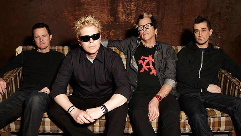 The Offspring revela el video de su cover de 'Christmas (Baby Please ...