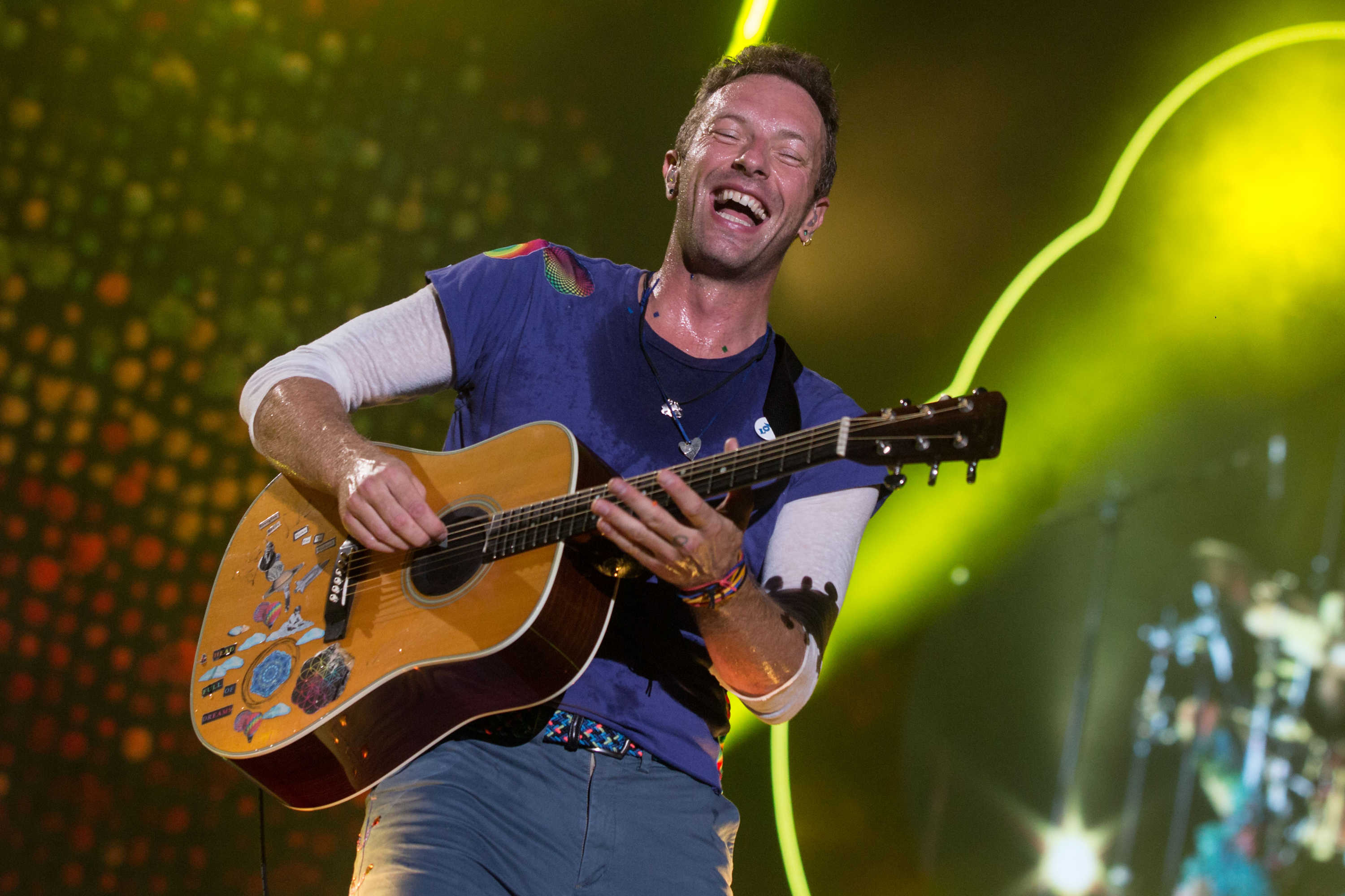 Con misterioso video, Coldplay anuncia su próximo proyecto 'Alien Radio'