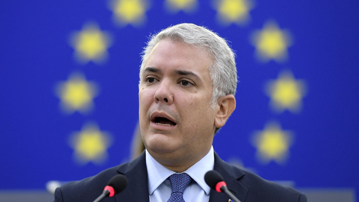 Duque habló sobre el conflicto en Ucrania y lo bombardearon con memes