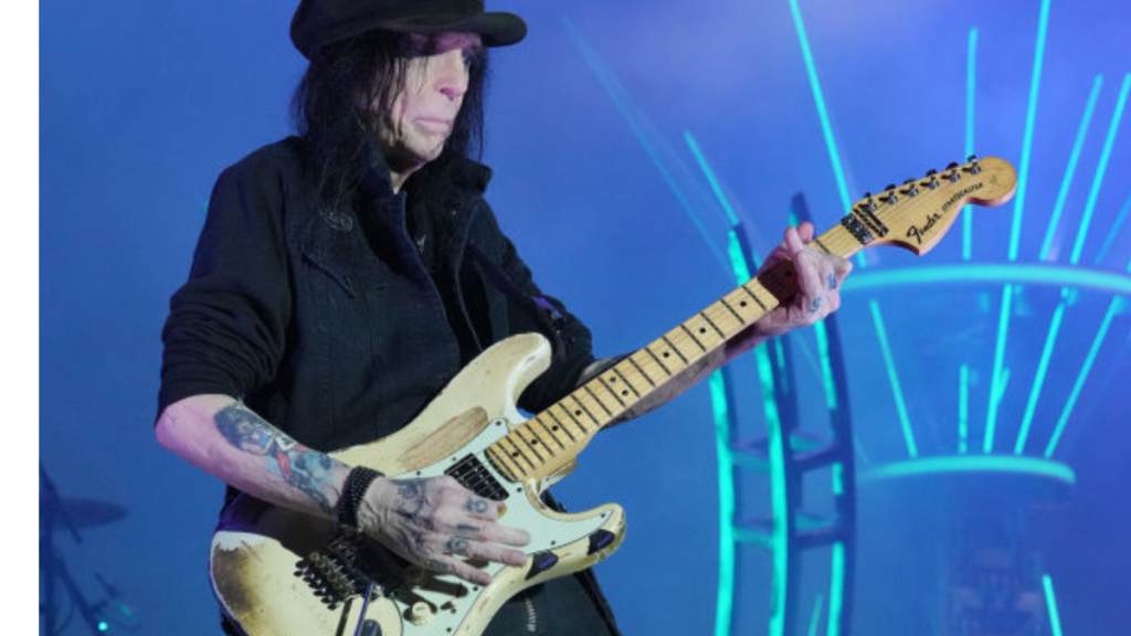 Mick Mars confirmó su retiro de las giras de Mötley Crüe
