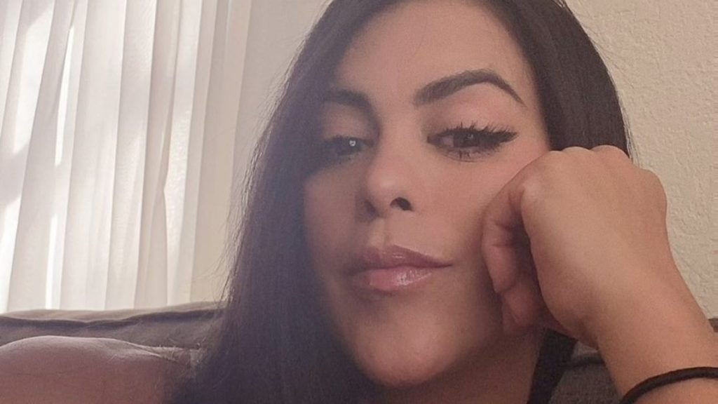 Angélica Camacho mostró sus hinchadas en la playa y puso a pasar saliva ...