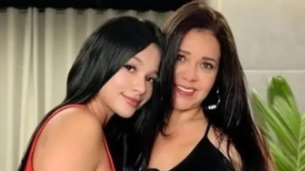 Madre e hija colombianas triunfan en OnlyFans