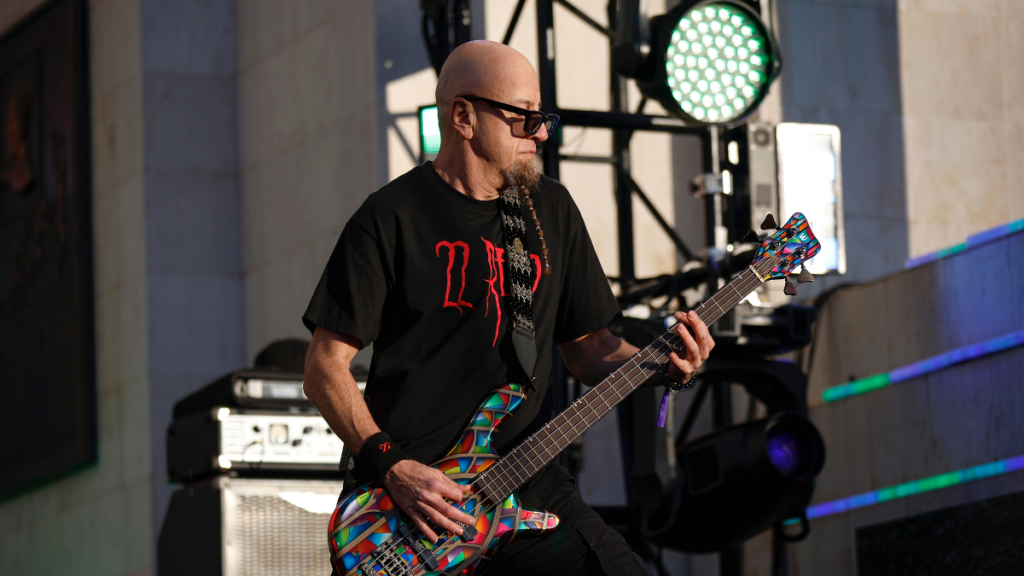 Shavo Odadjian de System of a Down lanza nuevo proyecto musical ¿Se va?