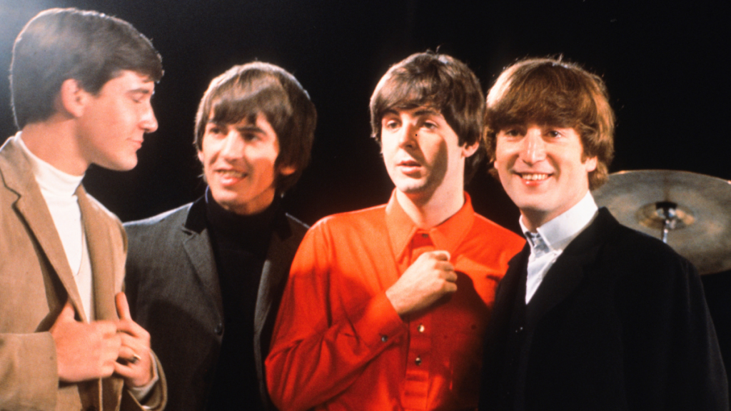 ¿Cómo se originó el nombre 'The Beatles' y cuál era el original?