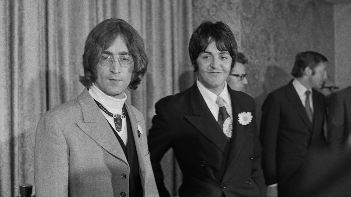 Las 5 Mejores Canciones Escritas Por John Lennon Y Paul Mccartney