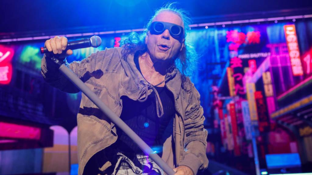 Iron Maiden ya está en Bogotá: así fue la llegada de la banda